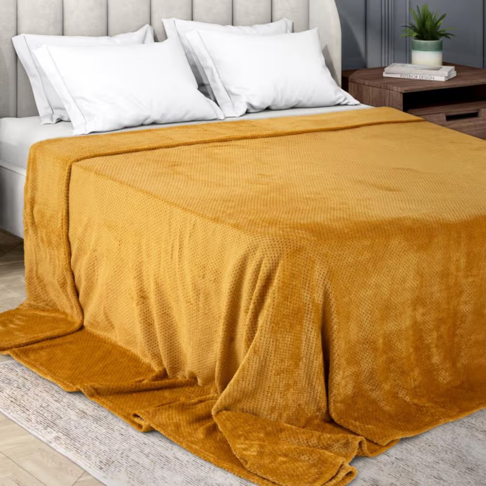 How to Choose the Perfect Blanket Online for Every Season - Wakefit | Blog